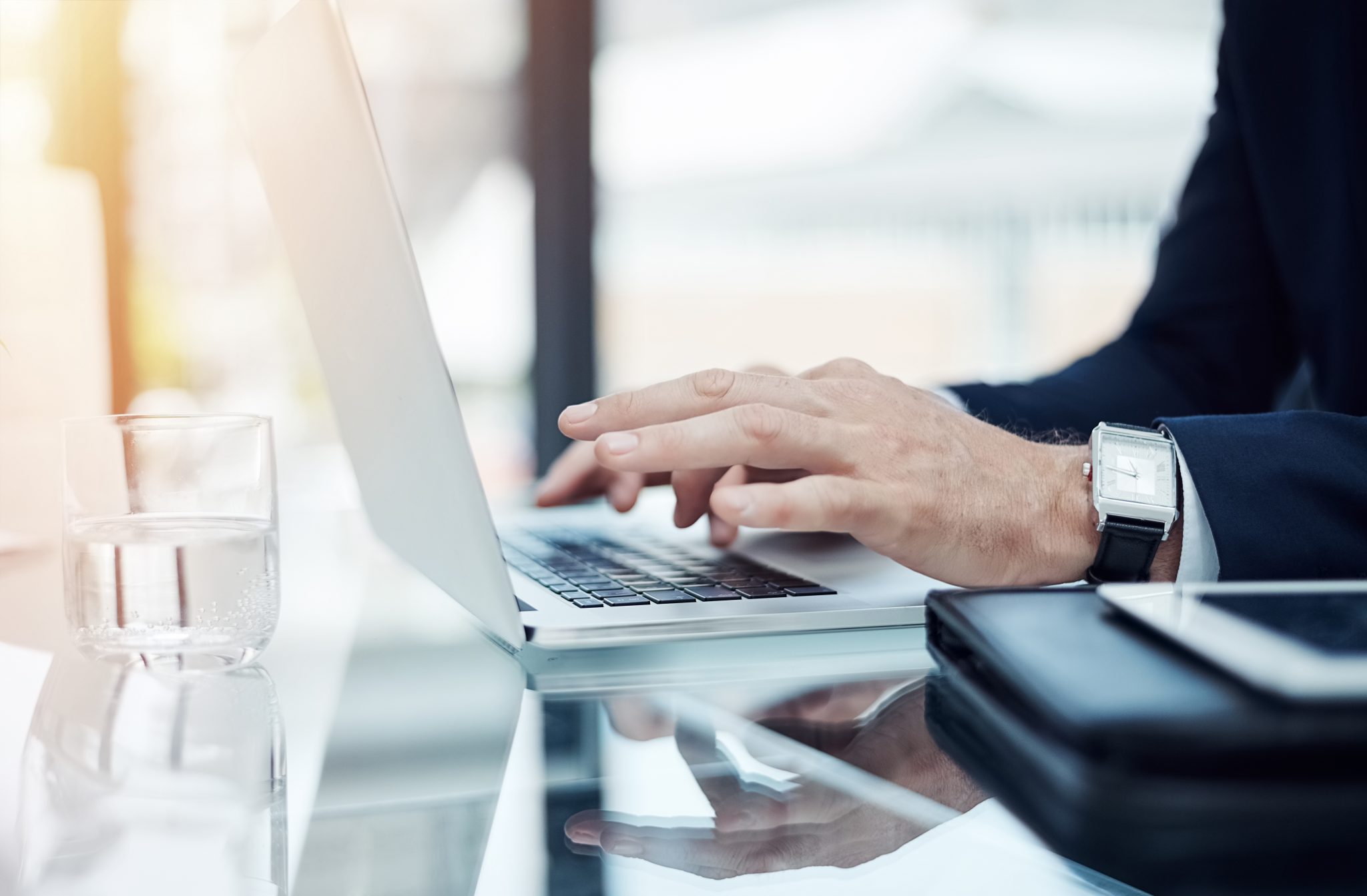 Customer Satisfaction in Financial Services with AI-Powered Search