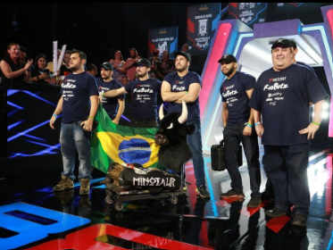 Perficient’s Minotaur Overthrows Robot Fighting World Champ to Win ...